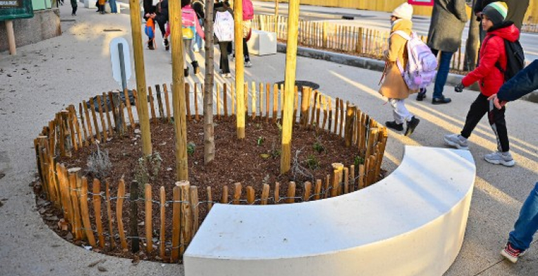 Un nouveau parvis à hauteur d’enfants inauguré ! | Mon école à Montpellier